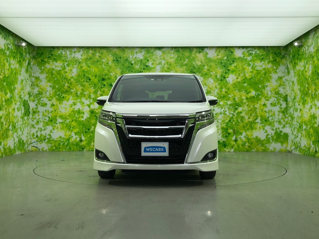 トヨタ エスクァイアハイブリッド ハイブリッドGiプレミアムパッケージ 年式：H30年｜クルマを探す｜WECARS（ウィーカーズ）