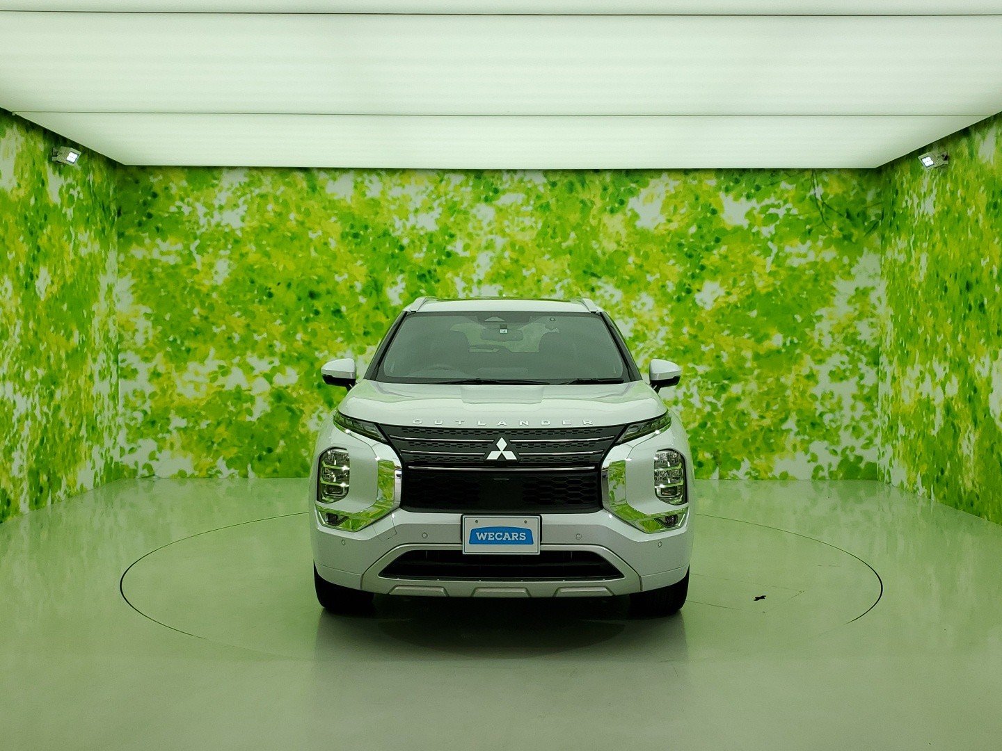 ミツビシ アウトランダーPHEV 4WD_P 年式：R4年｜クルマを探す｜WECARS（ウィーカーズ）