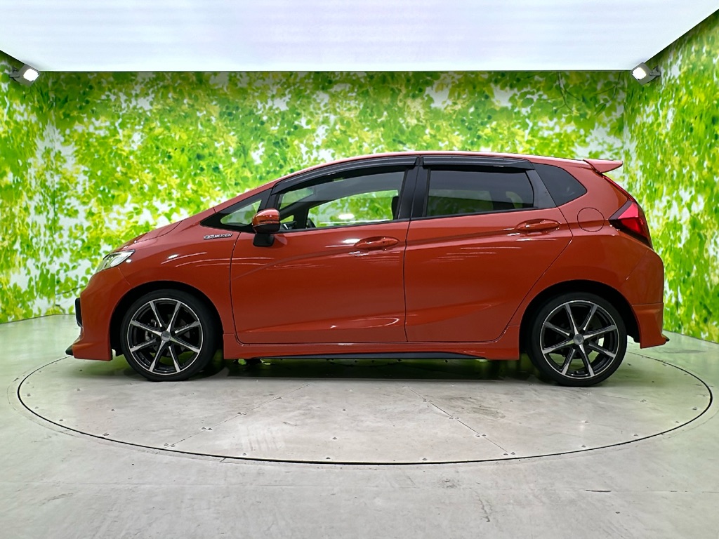 ホンダ フィット RS 年式：H25年｜クルマを探す｜WECARS（ウィーカーズ）