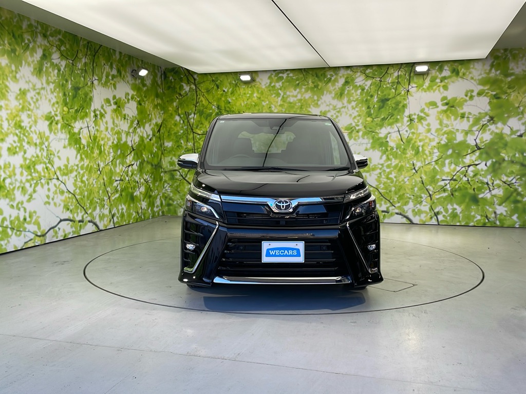 トヨタ ヴォクシー ZSキラメキ3 年式：R3年｜クルマを探す｜WECARS（ウィーカーズ）