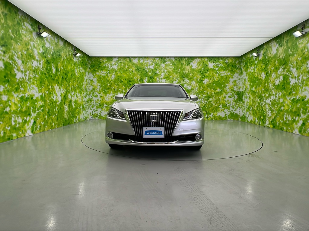 トヨタ クラウンマジェスタ 4WDマジェスタFour 年式：H26年｜クルマを探す｜WECARS（ウィーカーズ）