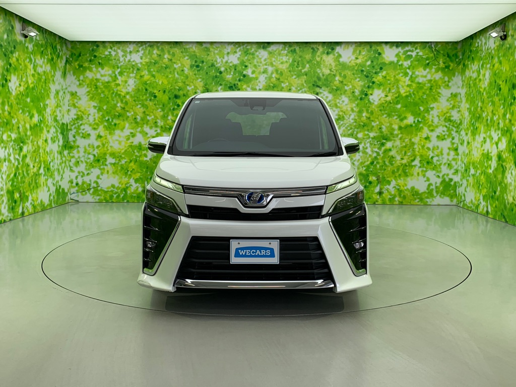 トヨタ ヴォクシーハイブリッド ハイブリッドZSキラメキ 年式：H30年｜クルマを探す｜WECARS（ウィーカーズ）