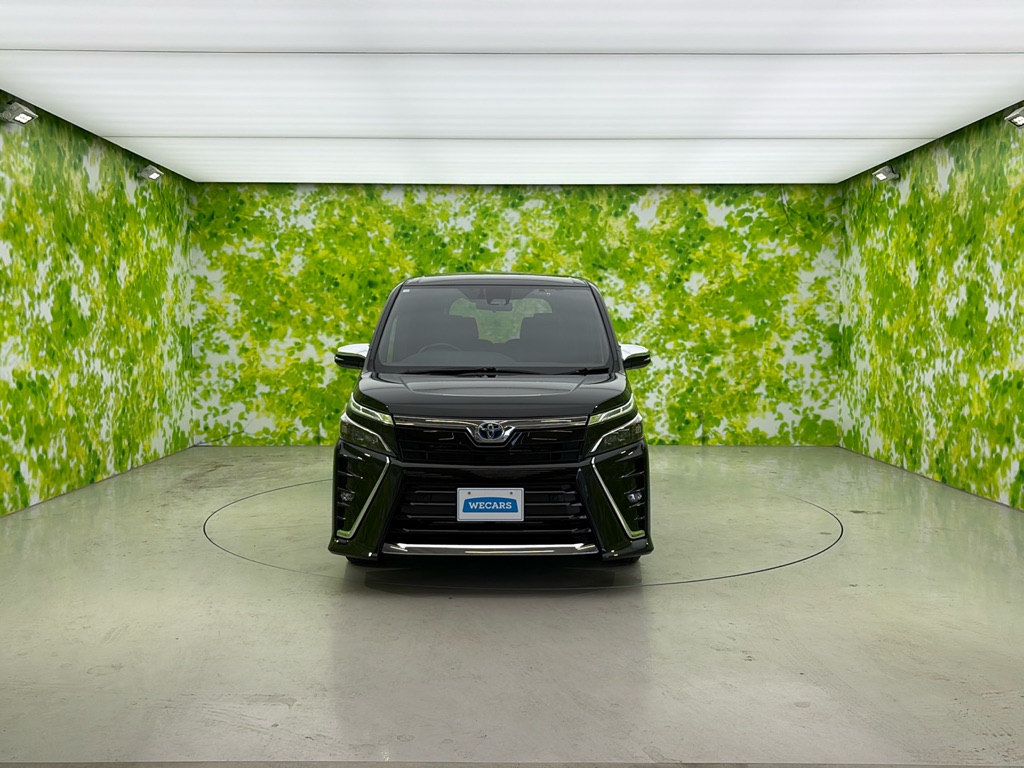 トヨタ ヴォクシーハイブリッド ハイブリッドZSキラメキ3 年式：R2年｜クルマを探す｜WECARS（ウィーカーズ）