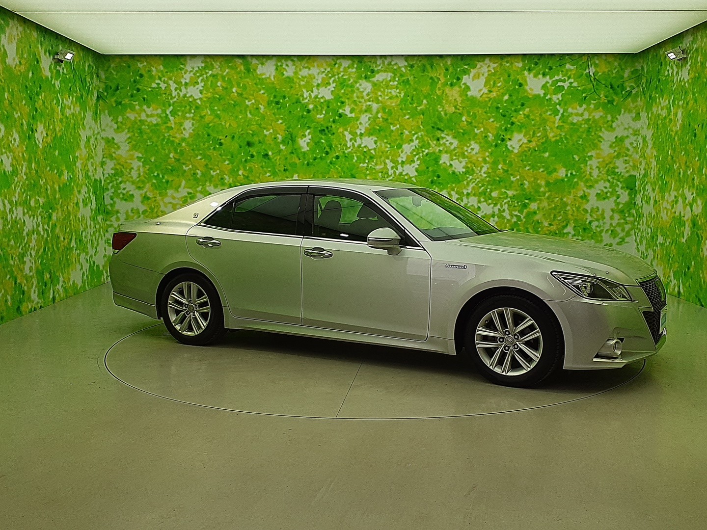 トヨタ クラウンハイブリッド ハイブリッドアスリートS 年式：H25年｜クルマを探す｜WECARS（ウィーカーズ）