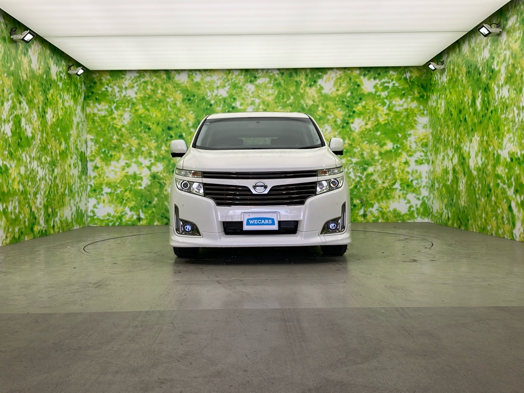 ニッサン エルグランド ハイウェイスターアーバンクロムブラックレザー 年式：H25年｜クルマを探す｜WECARS（ウィーカーズ）