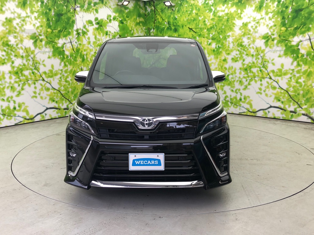 トヨタ ヴォクシー ZSキラメキ3 年式：R2年｜クルマを探す｜WECARS（ウィーカーズ）